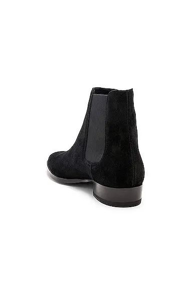 Saint Laurent Wyatt 30 Chelsea Boots