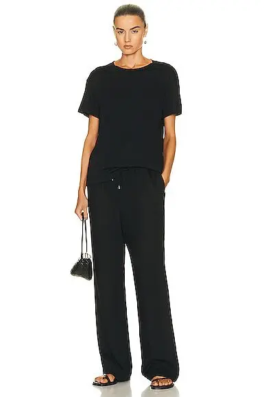 Eterne Short Sleeve Boyfriend Tee - Black
