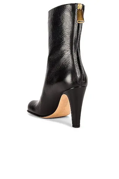 Bottega Veneta Round Toe Boots