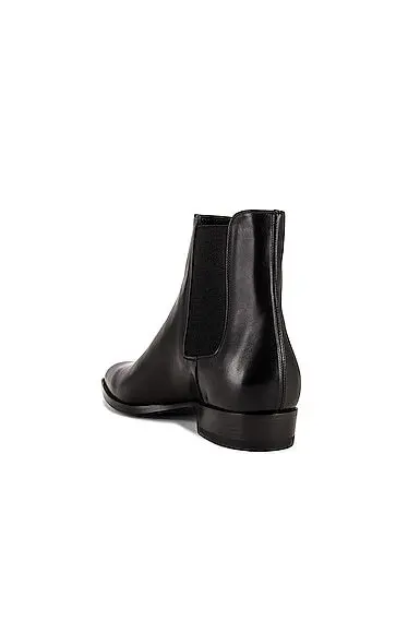 Saint Laurent Wyatt 30 Chelsea Boot