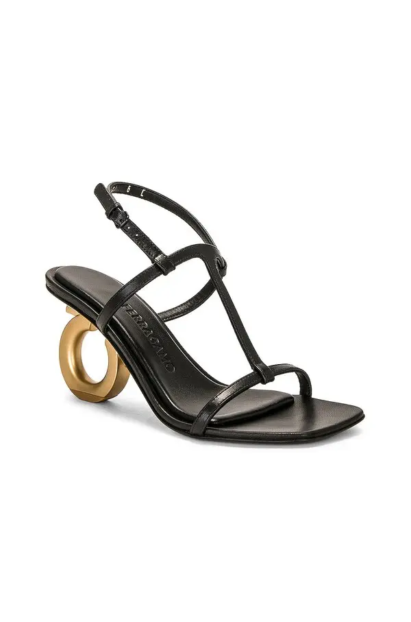FERRAGAMO Elina Sandal