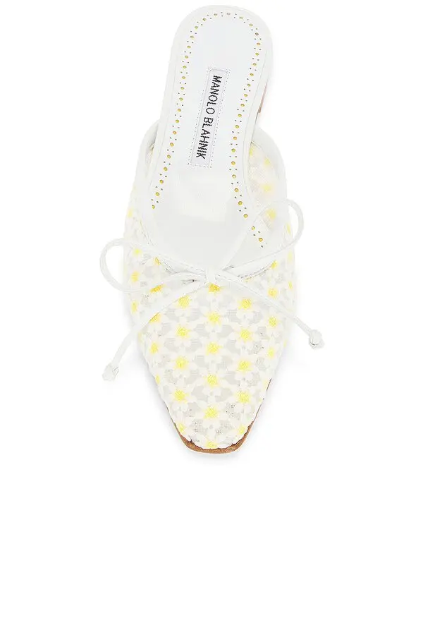 Manolo Blahnik Ballerimu Lace Flat
