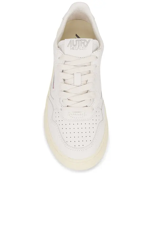 AUTRY Medalist Low Sneaker