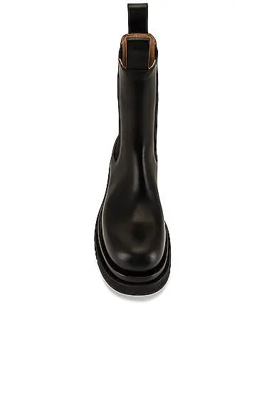 Bottega Veneta Leather Chelsea Boots