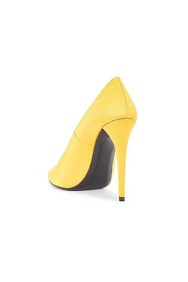 Saint Laurent Monceau Pump