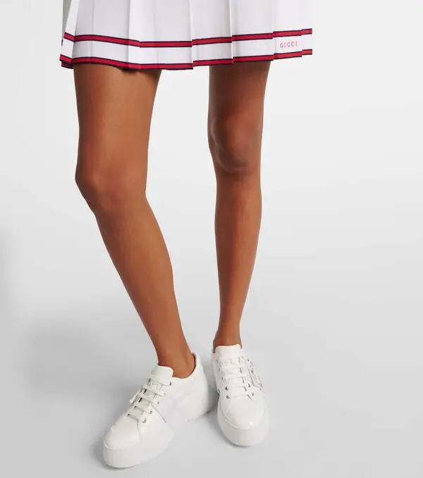 ROGER VIVIER Viv' Skate Leather Sneakers - White