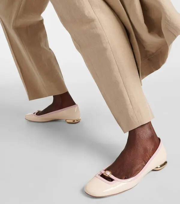 ROGER VIVIER Choc B Mini Leather Ballet Flats