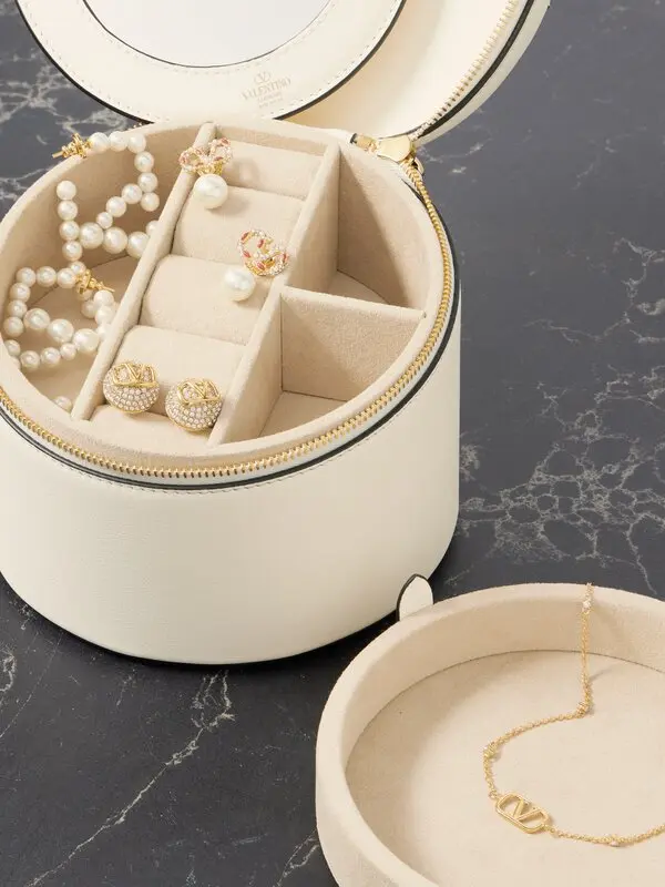 Valentino Garavani Leather Jewelry Box In Ivory - 50% Off