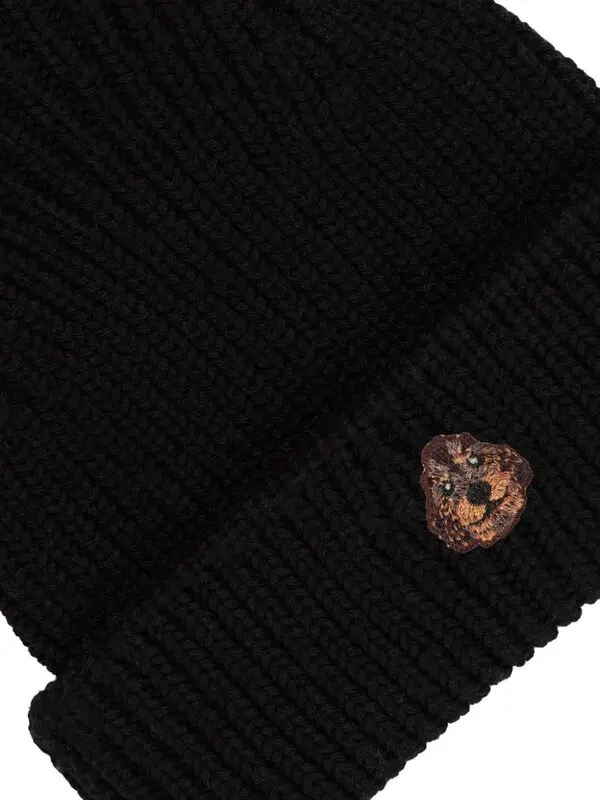 PELO FOUNDATION Yorkshire Patch Beanie - Black