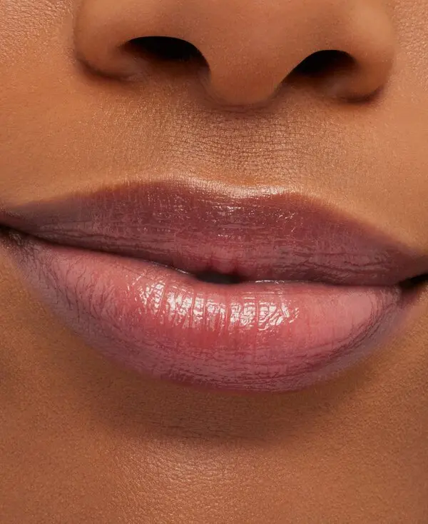 MAC COSMETICS Glow Play Tendertalk Lip Balm - Introvert
