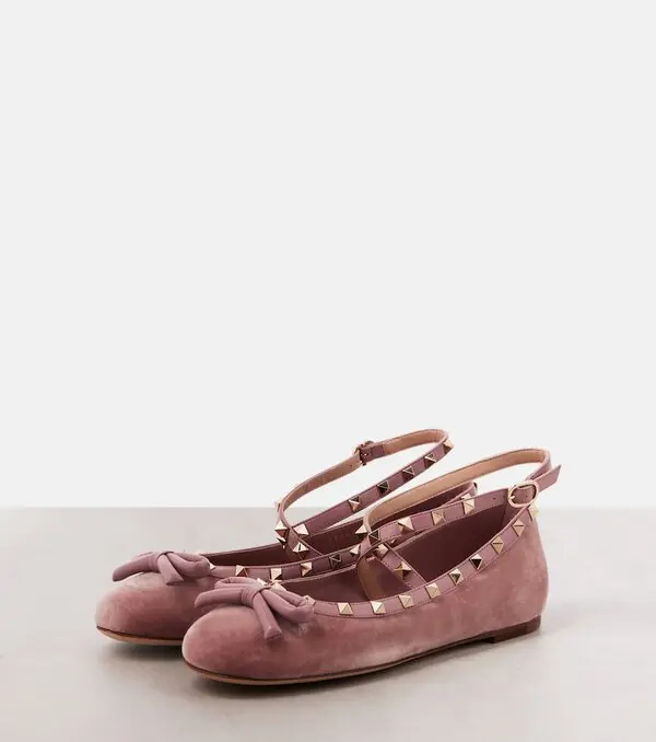 Valentino Garavani Rockstud Velvet Ballet Flats With Ankle Strap - Pink