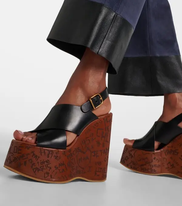 Chloé Maxime Leather Wedge Sandals - Black