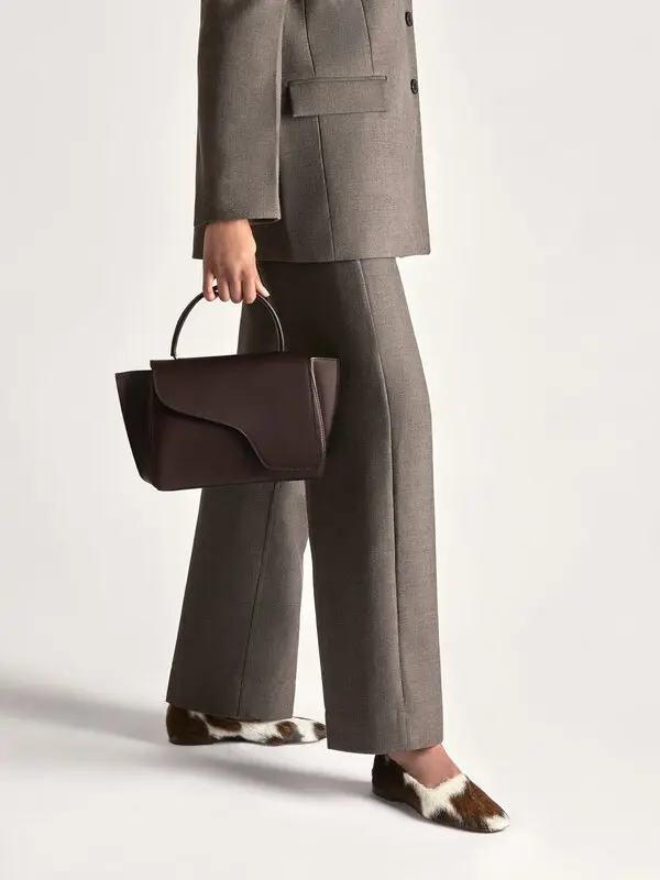 ATP ATELIER Arezzo Leather Handbag - Walnut