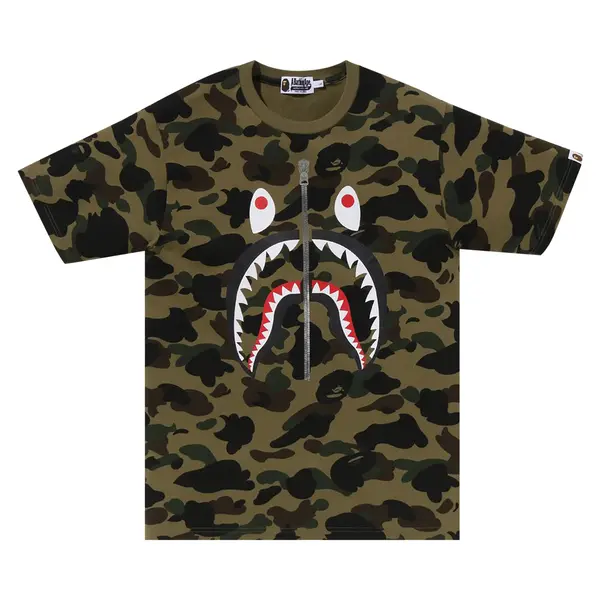 A BATHING APE 1st Camo Shark Tee - Green