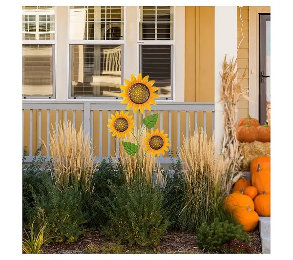 GLITZHOME 48.25'h Fall Metal Sunflowers Garden Take - One-color