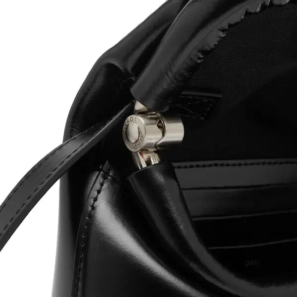 Osoi Mini Folder Brot Bag - Black | Editorialist