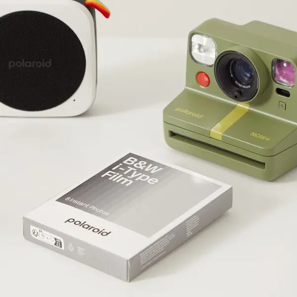 POLAROID B&w I-type Film