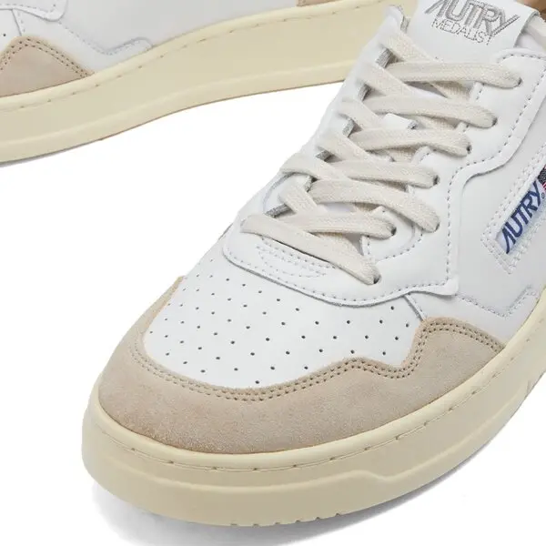 AUTRY 01 Low Leather And Suede Sneaker