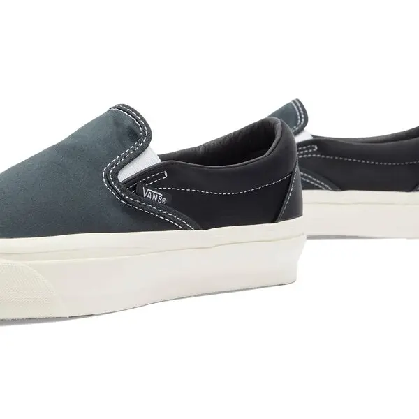 VANS Lx Slip-on Reissue 98 - Satin Jet Set