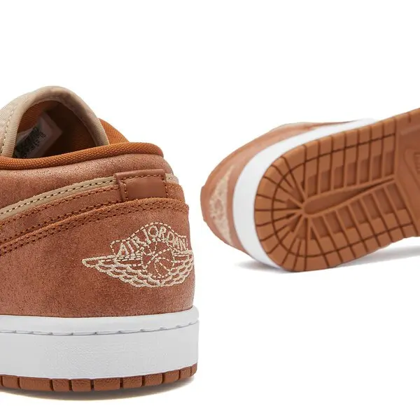 JORDAN 1 Low Se Sneakers - Brown/coffee/sail