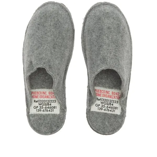 PUEBCO Small Slipper