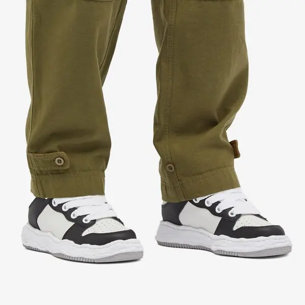 Mihara Yasuhiro Wayne Original Sole Low Leather Sneakers - Black/white