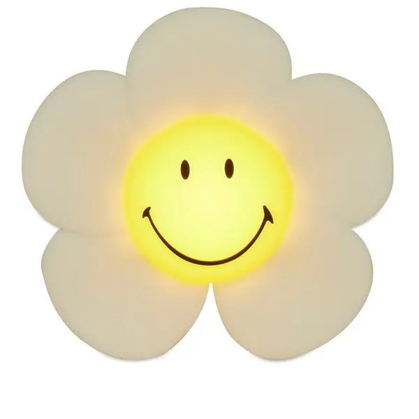 MR MARIA Smiley Daisy Wall Light