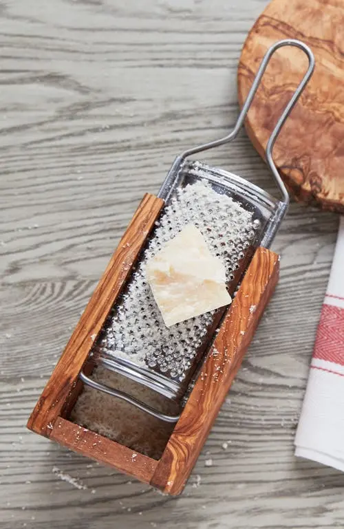 VERVE CULTURE Olivewood Box Grater