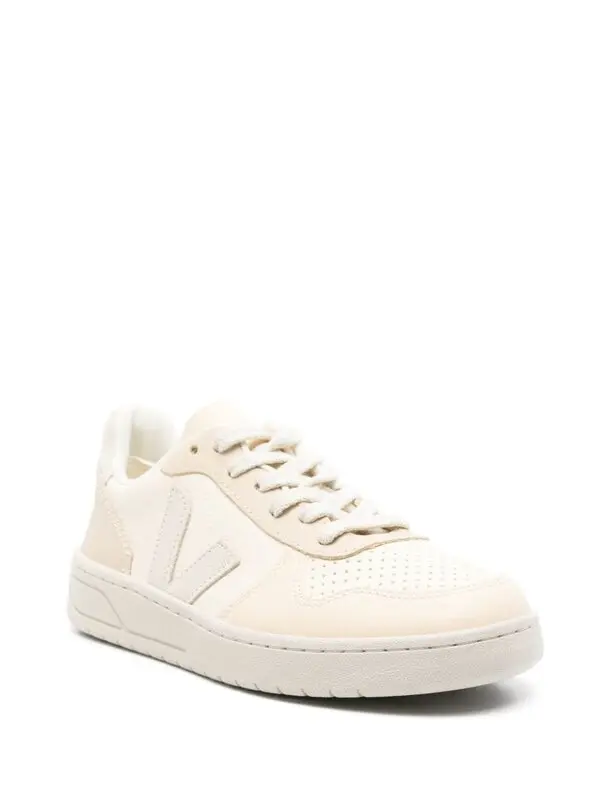 VEJA V-10 Sneakers - Neutrals