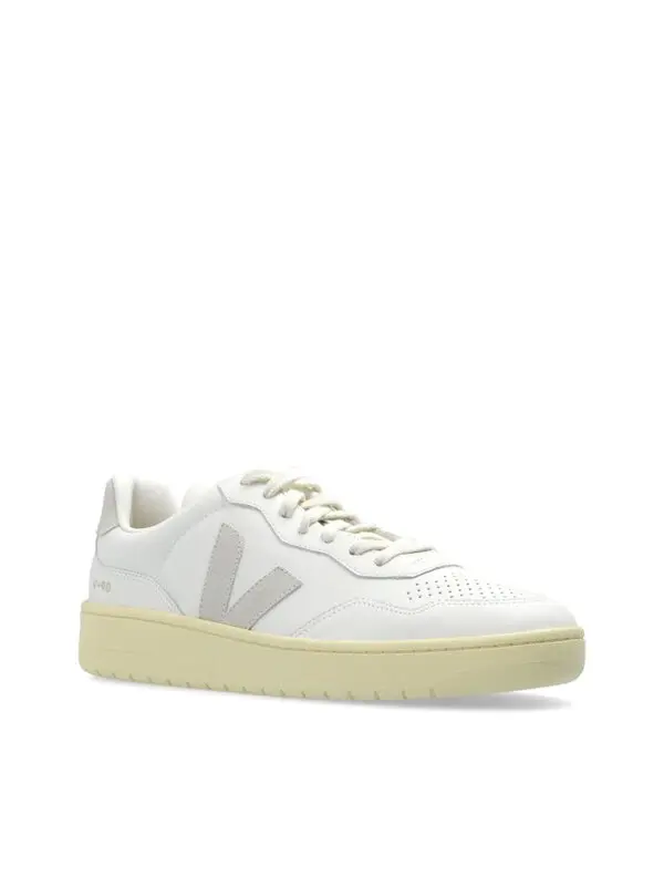 VEJA V-90 Leather Sneakers - Neutrals