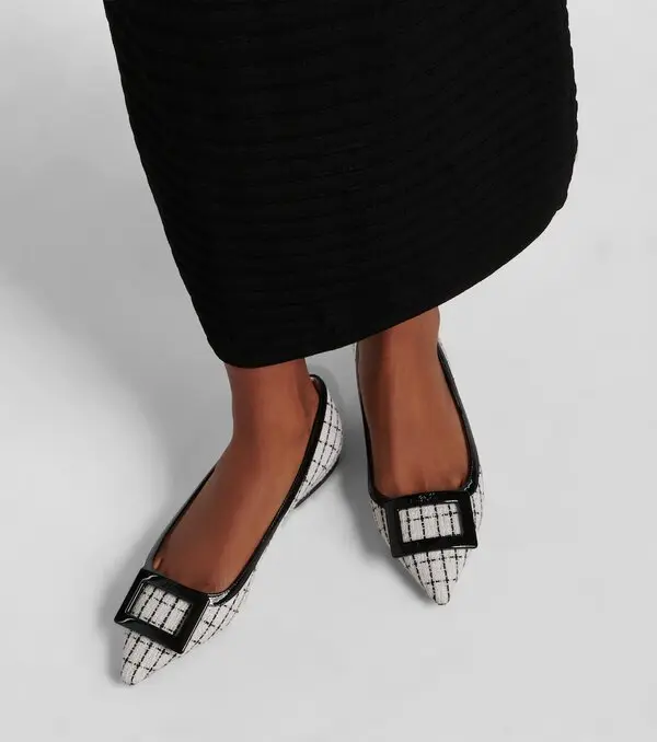 ROGER VIVIER Gommettine Bouclé Ballet Flats