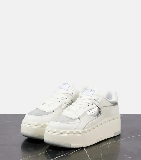Valentino Garavani Freedots Xl Leather Platform Sneakers - White