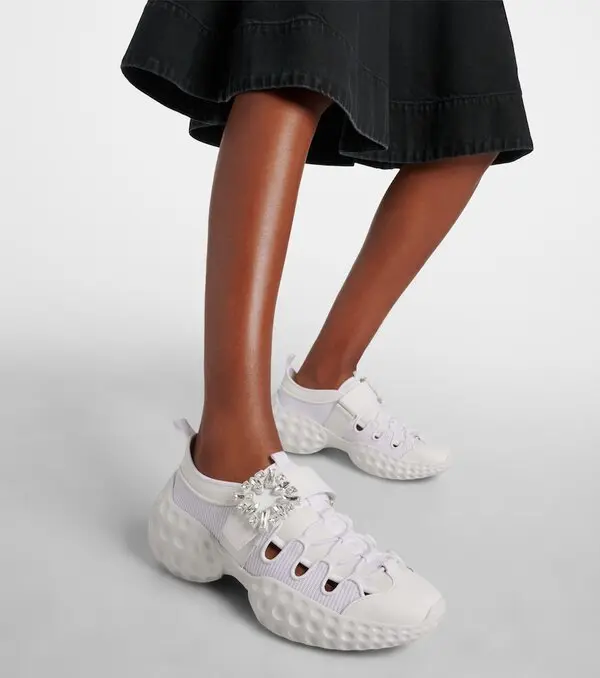 ROGER VIVIER Viv' Run Light Trekky Sneakers - White