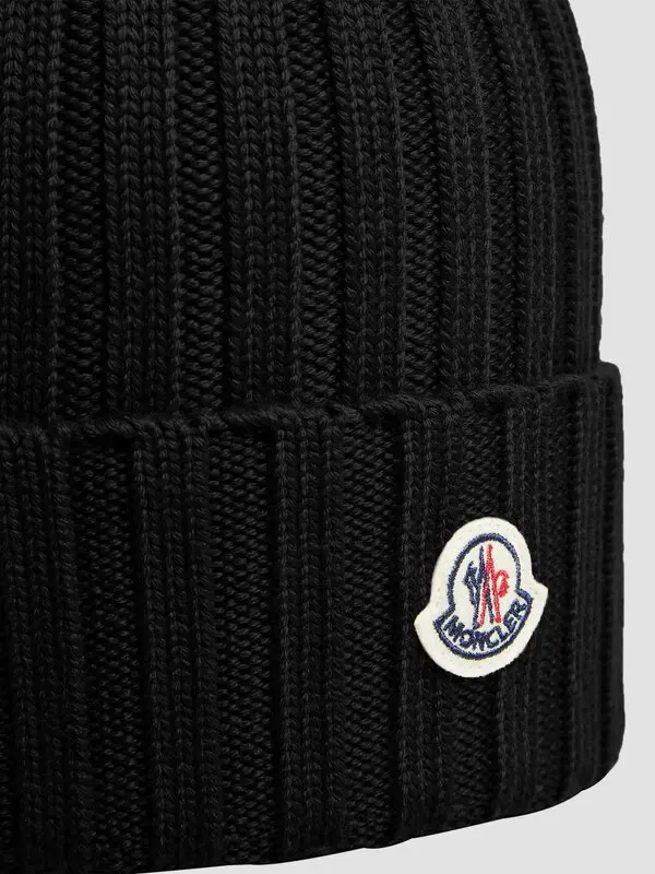 Moncler Wool Ribbed Knit Logo Beanie - Black