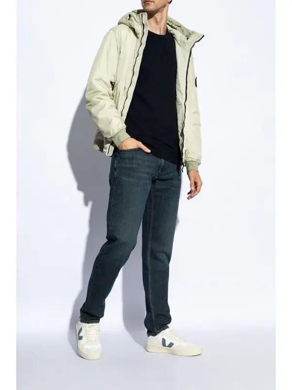VEJA V-90 Sneakers - White