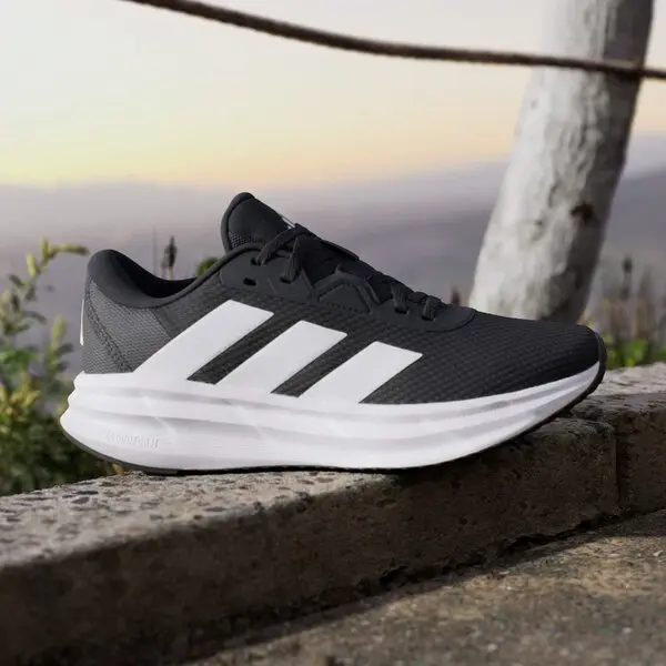 Adidas Running Shoes - Core Black / Cloud White / Carbon