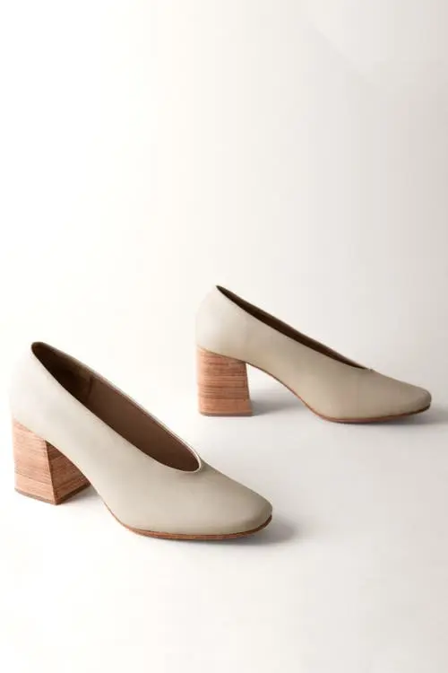 HUMA BLANCO Salvador Block Heel Pump - Bone