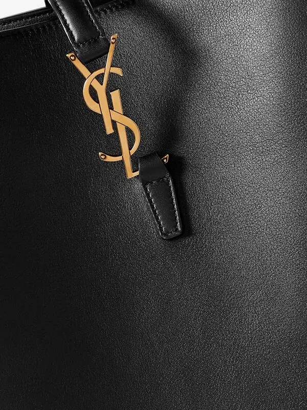 Saint Laurent Le 37 Leather Bucket Bag