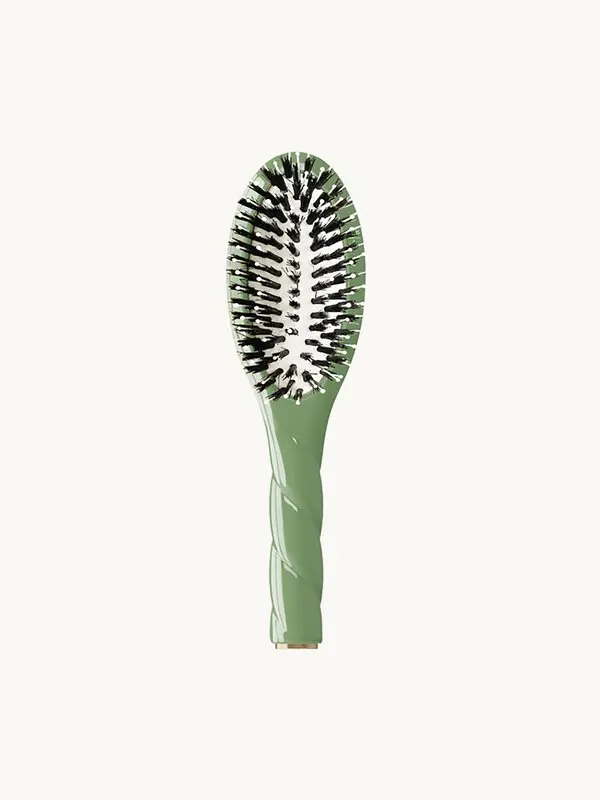 LA BONNE BROSSE N.03 The Petite Essential Soft Brush - Green