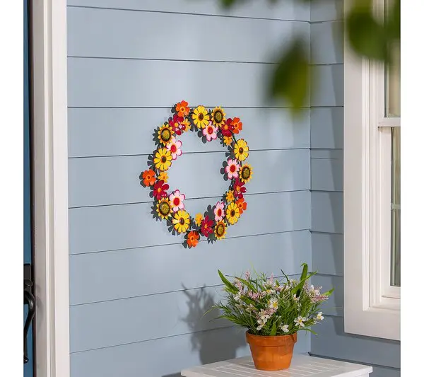 PLOW & HEARTH As Is 20.5' Metal Floral Garden Wreath - One-color