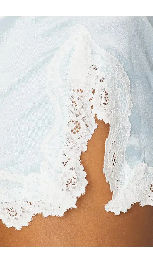 LOVERS AND FRIENDS Cassandra Slip In Baby Blue - Light Blue