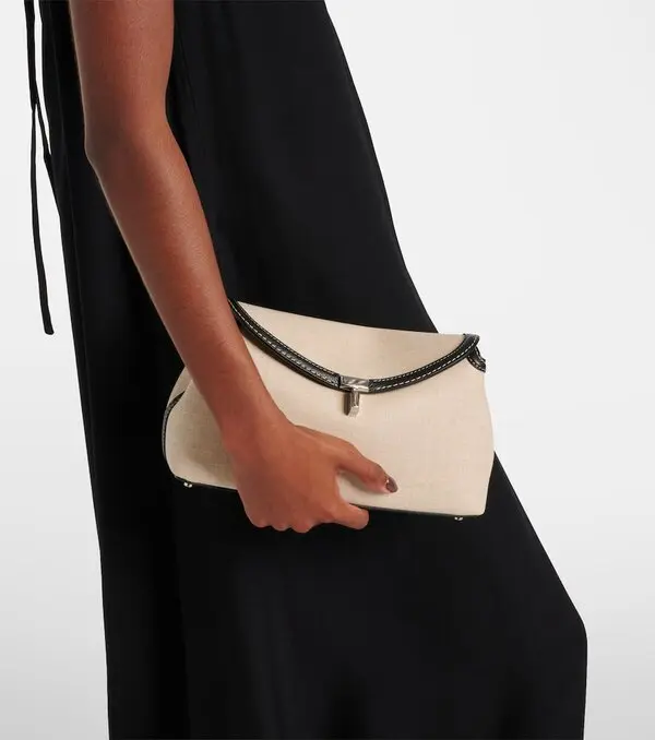 TOTEME T-lock Clutch