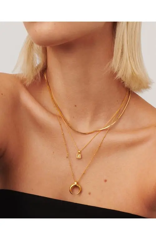 MISSOMA Engravable Star Pendant Necklace