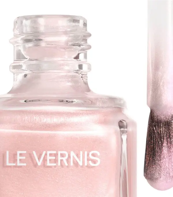 Chanel Nail Colour