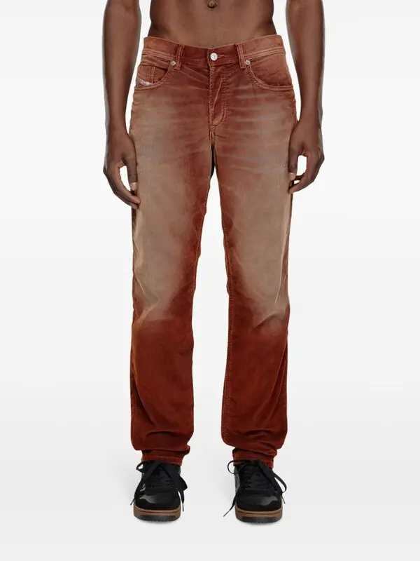 DIESEL® 2023 D-finitive Tapered Jeans