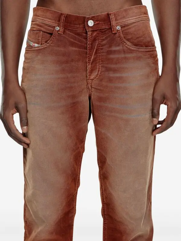 DIESEL® 2023 D-finitive Tapered Jeans
