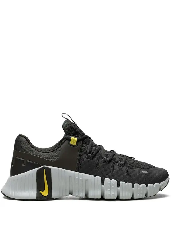 Nike Free Metcon 5 Sneakers