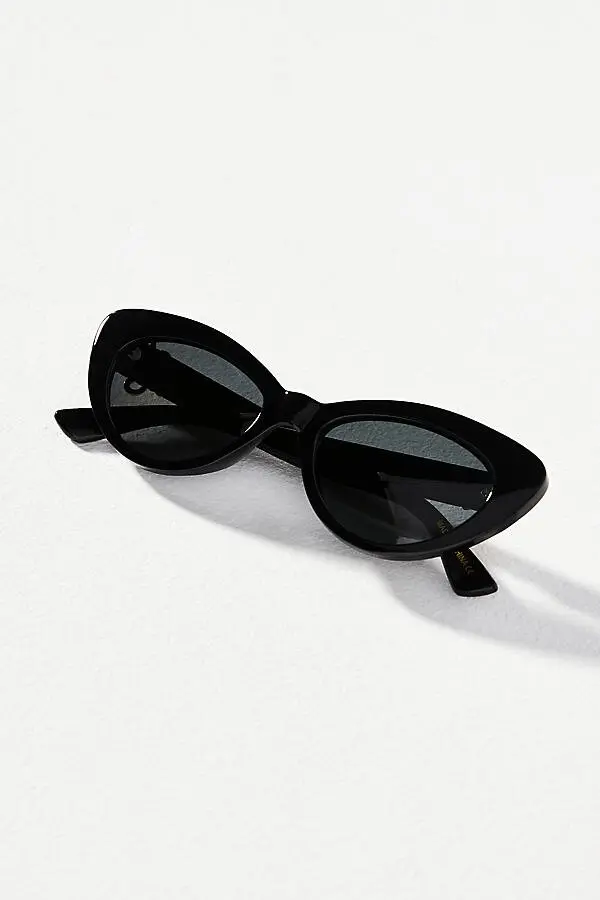 Eleventh Hour X Isla Bow Icon Sunglasses In Black - 31% Off  display picture 2