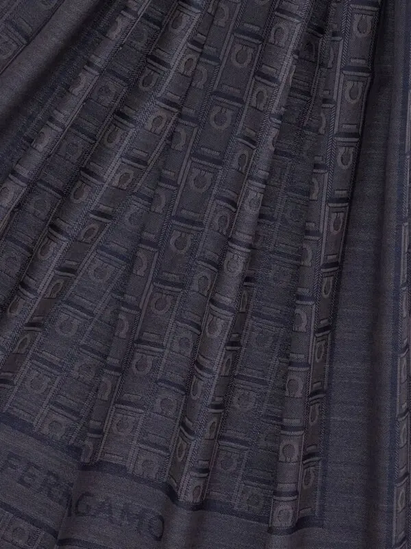 FERRAGAMO Gancini-monogram Jacquard Stole - Blue