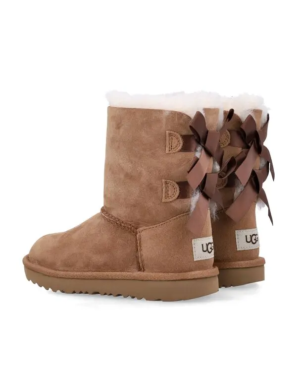 UGG Boots - Chestnut